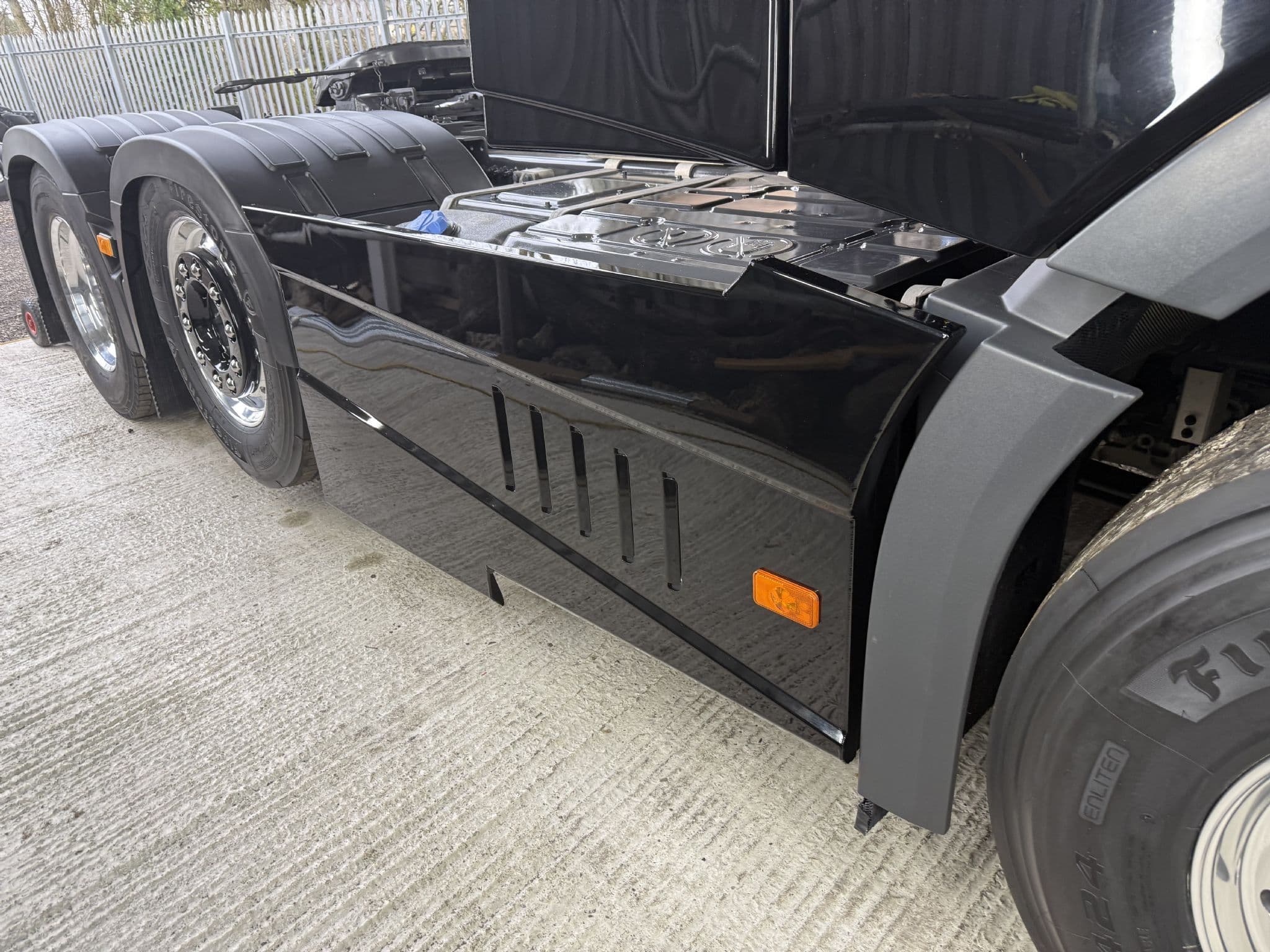 Volvo FH V4 Side Skirts PN LABR122