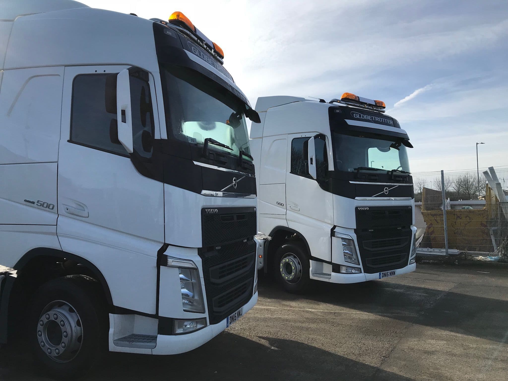 Volvo V4 FH Mini Top Bar PN LABR107