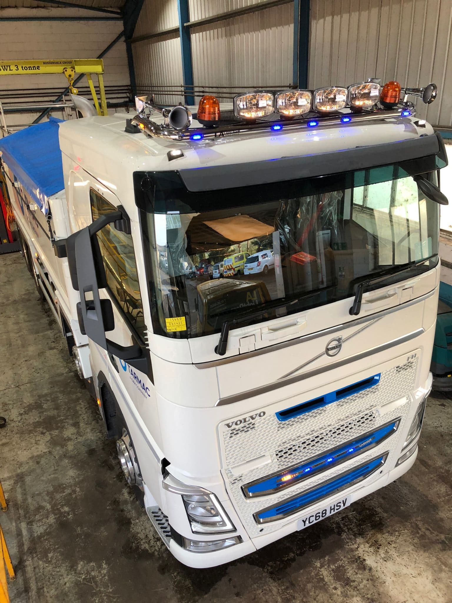 Volvo V4 FH Top Bar - Low Sleeper Cab PN LABR105