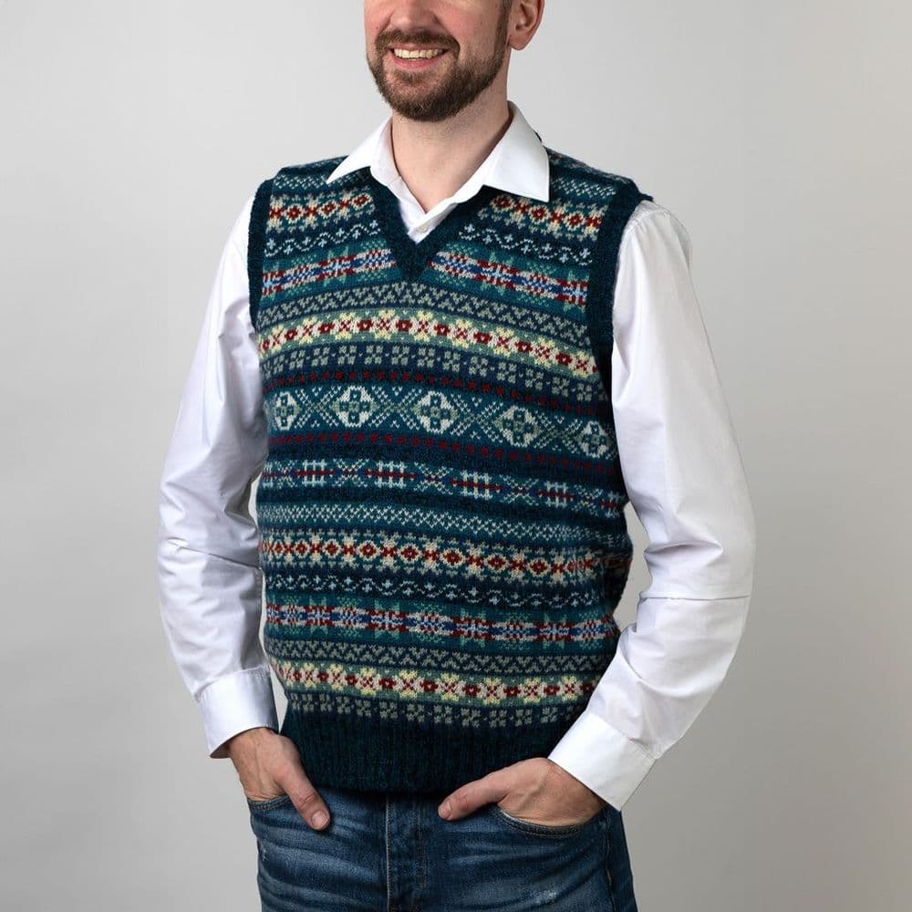 Vee Neck Vest - 625/109 Dark Navy/Nighthawk