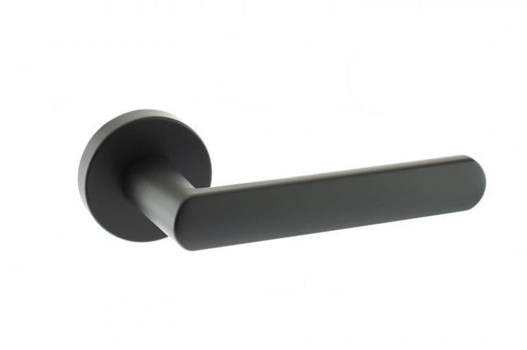 Michigan Door Handles On Round Rose Matt Black