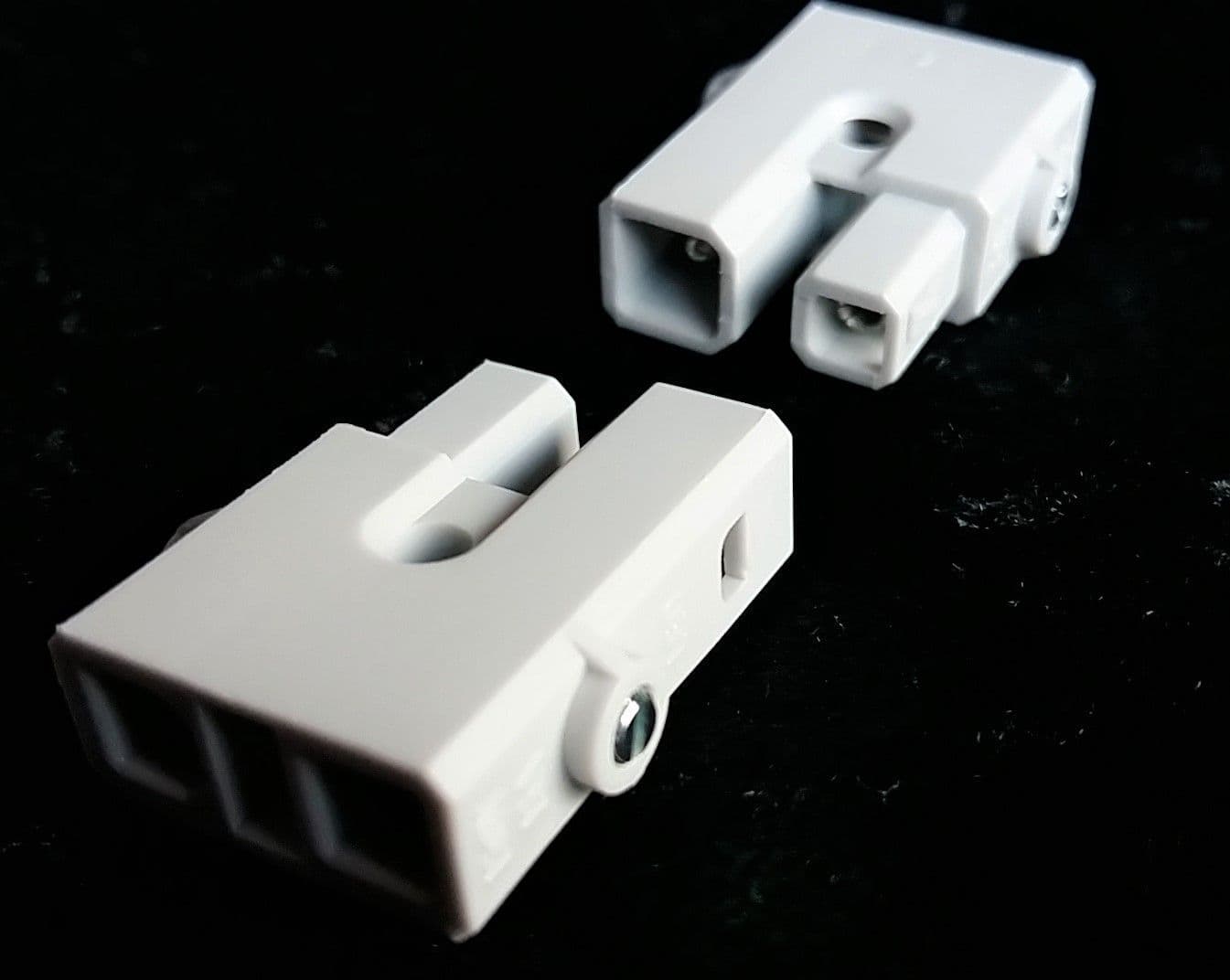 Baseboard Connectors 2 Pole Plug and Socket 15A