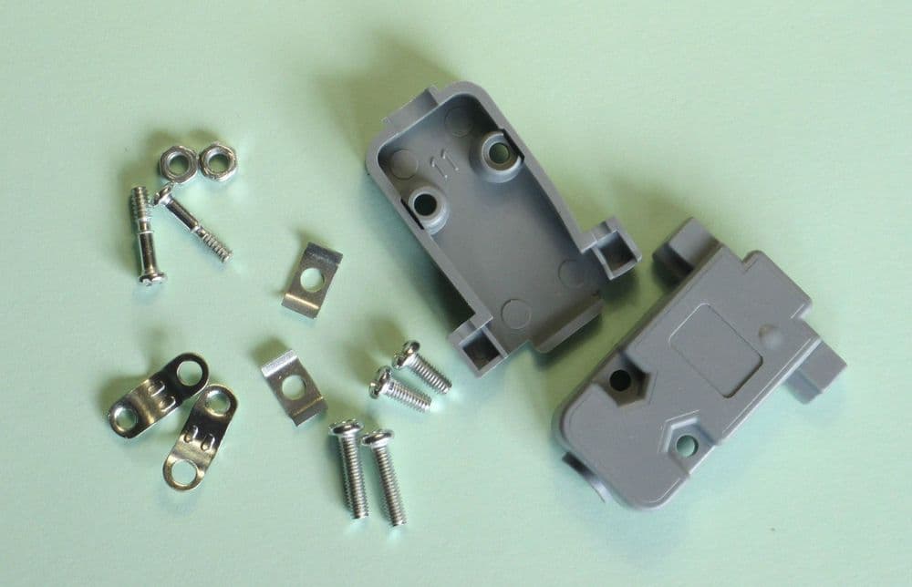 Hood/Cover for 9 / 15 Pin D-Connector