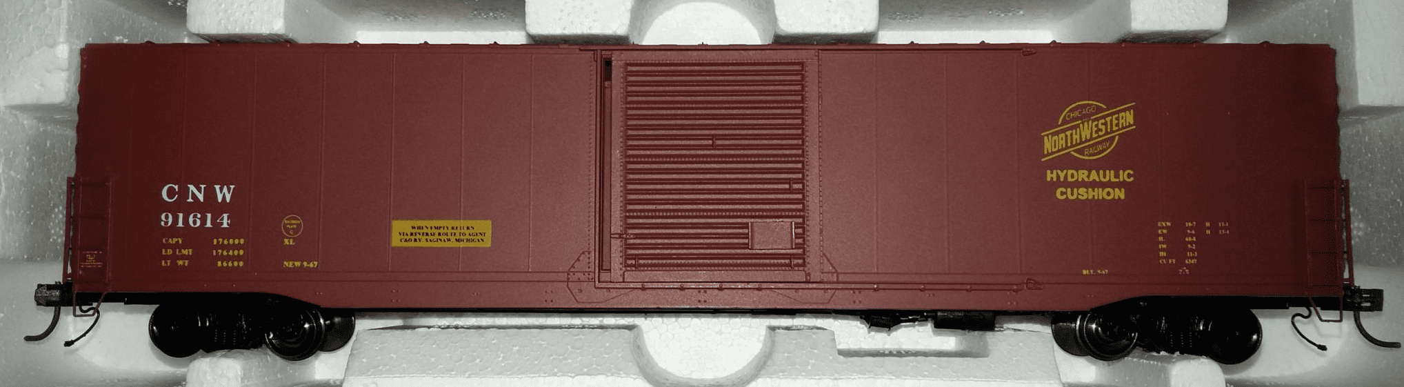 Intermountain 60 PS-1 Boxcar CNW