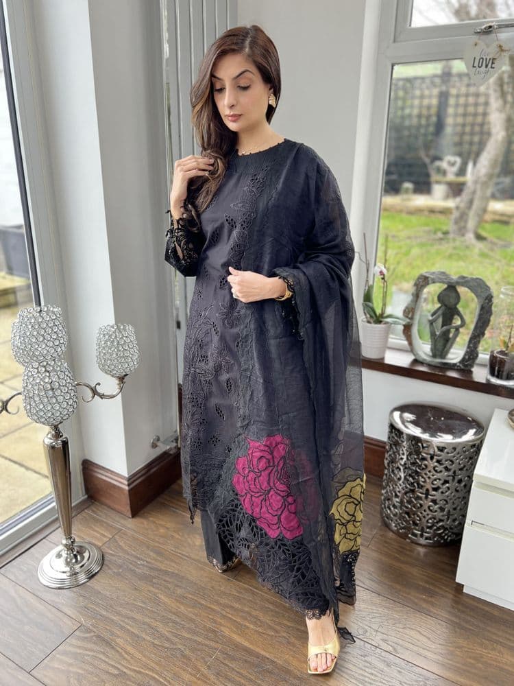 Rang Rasiya Black