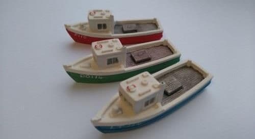 HARBURN HAMLET HOBBIES HN652 1 148 N SCALE Fishing Boat Green/White