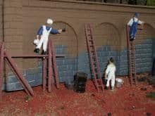 LANGLEY MODELS F171d 00 GAUGE Workmen on ladders
