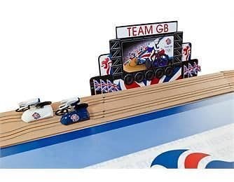 MICRO SCALEXTRIC G1072 Team GB Track Cycling Velodrome Set