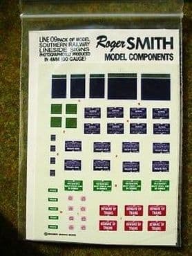 ROGER SMITH LINE09 00 SCALE MODEL SOUTHERN RAILWAY LINESIDE SIGNS
