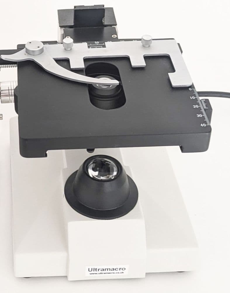 3 Axis Transilluminated 135 x135mm XY Stage with Fine Focus Stand