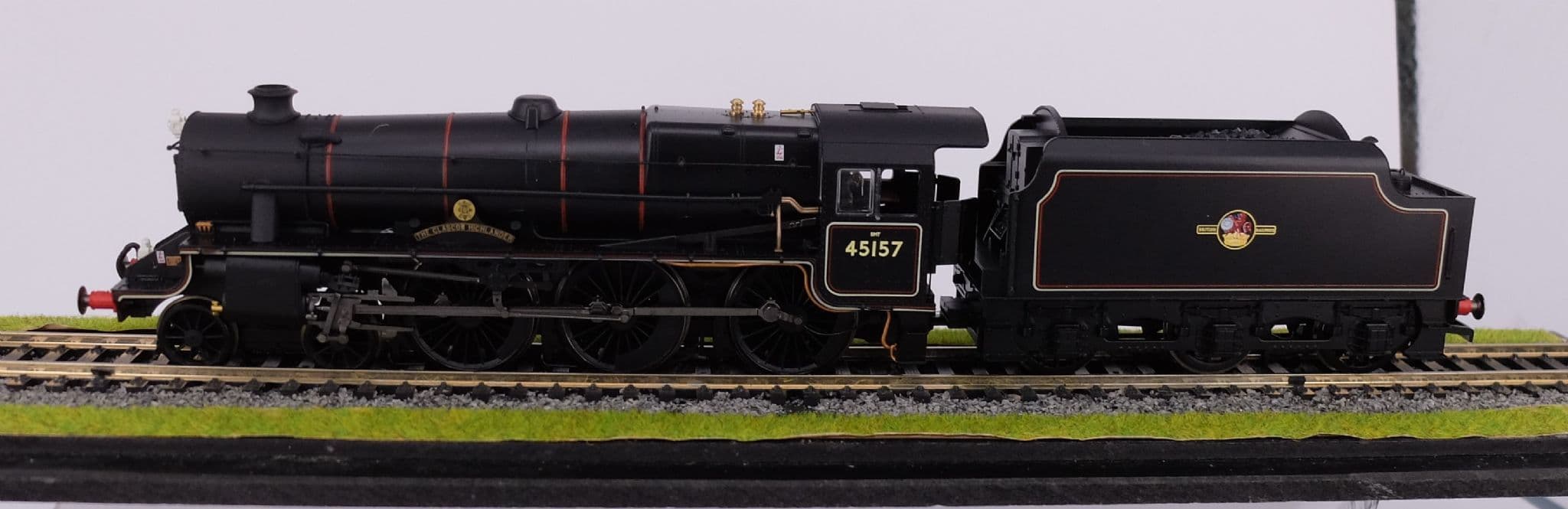 Hornby R30226 4-6-0 LMS Stanier 5MT Black 5 45157 Late CrestGlasgow ...