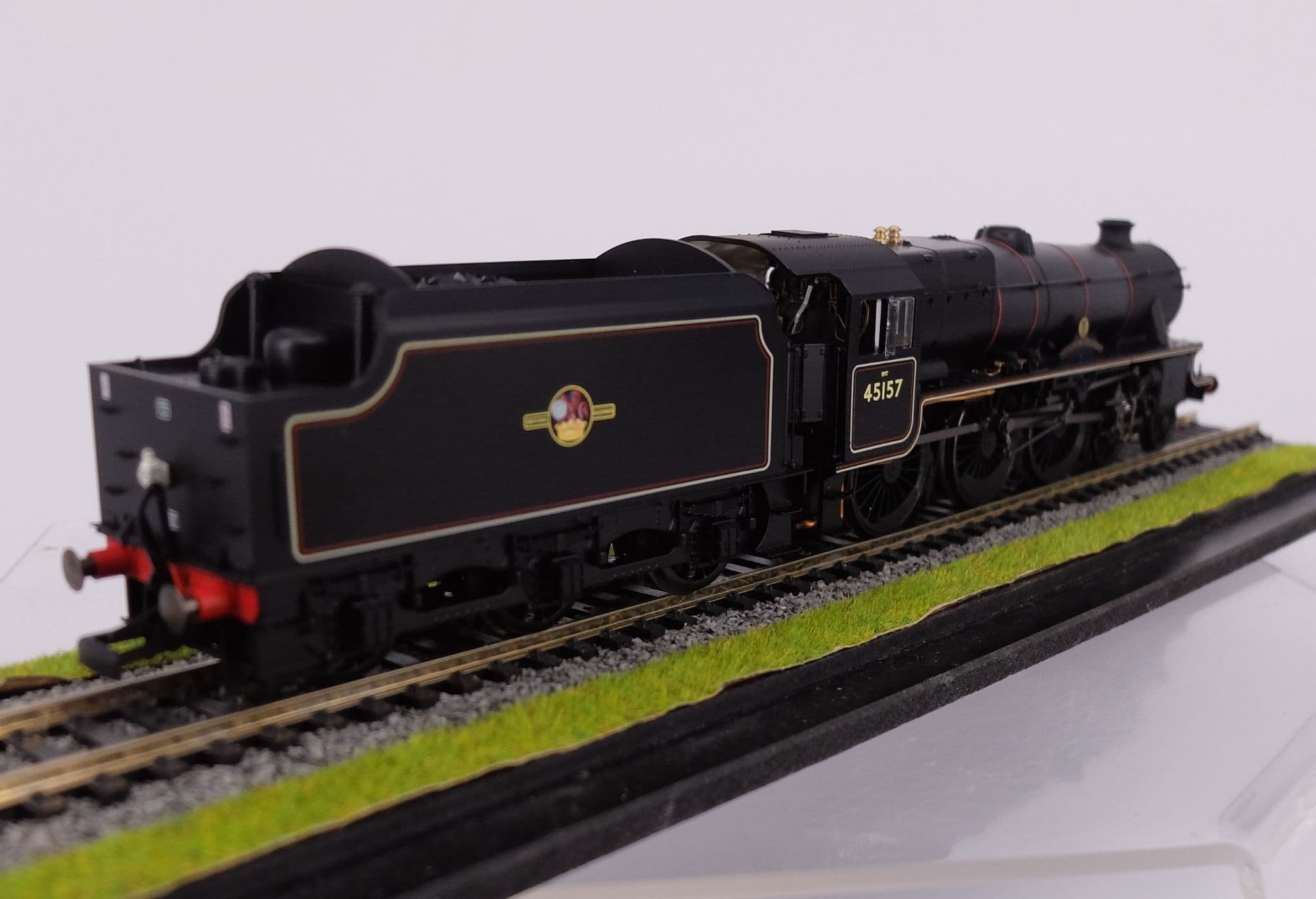 Hornby R30226 4-6-0 LMS Stanier 5MT Black 5 45157 Late CrestGlasgow ...