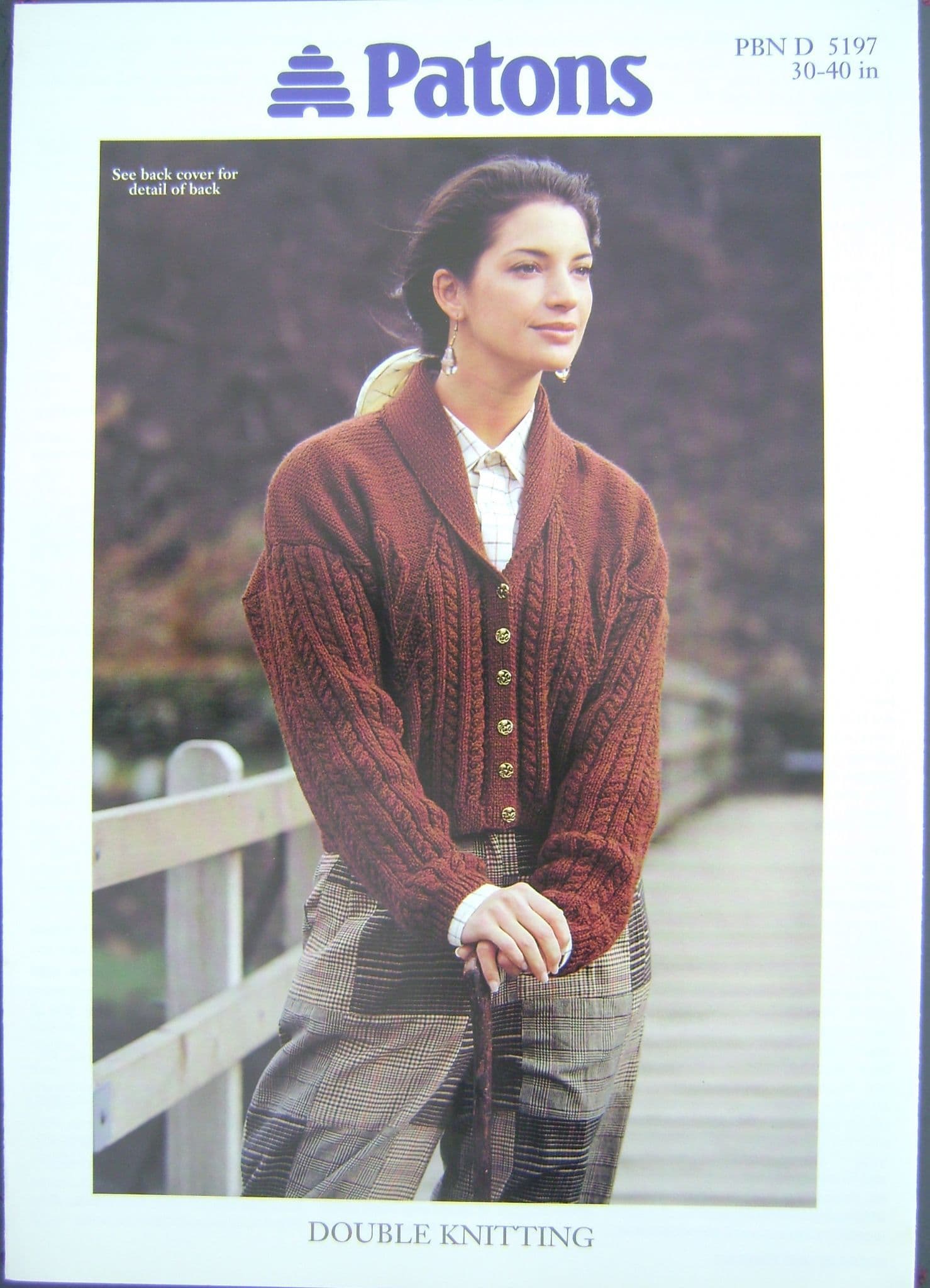 Patons Knitting Pattern 5197
