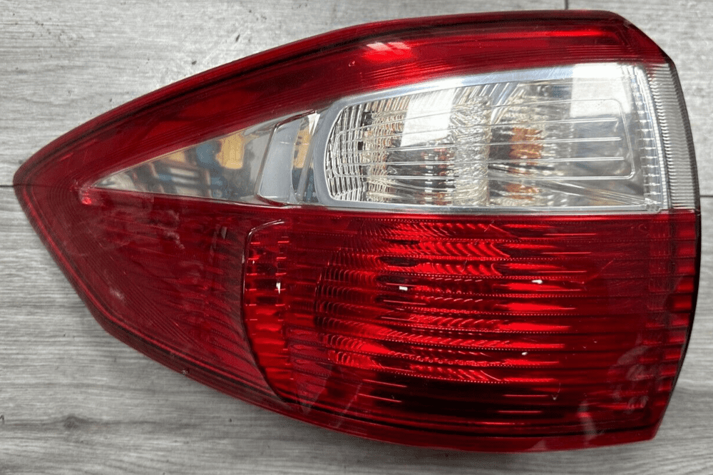 FORD C-MAX PASSENGER LEFT REAR OUTER TAIL LIGHT LAMP AM51-13405-BE 2011 ...