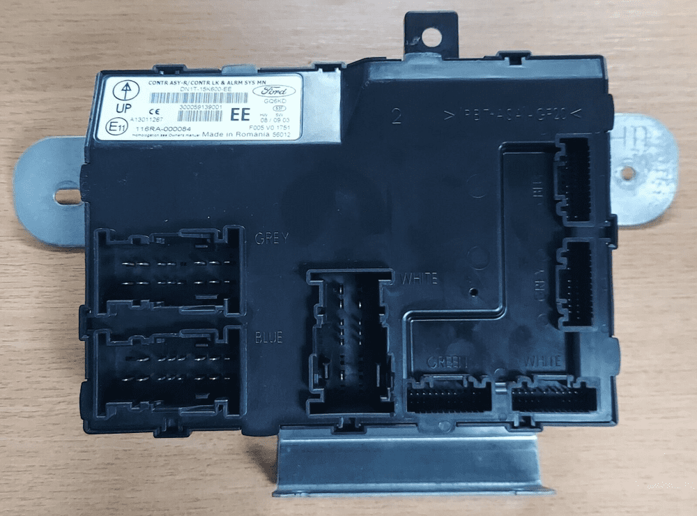 FORD ECOSPORT FIESTA MK7 BODY CONTROL MODULE BCM DN1T-15K600-EE 2013-2017