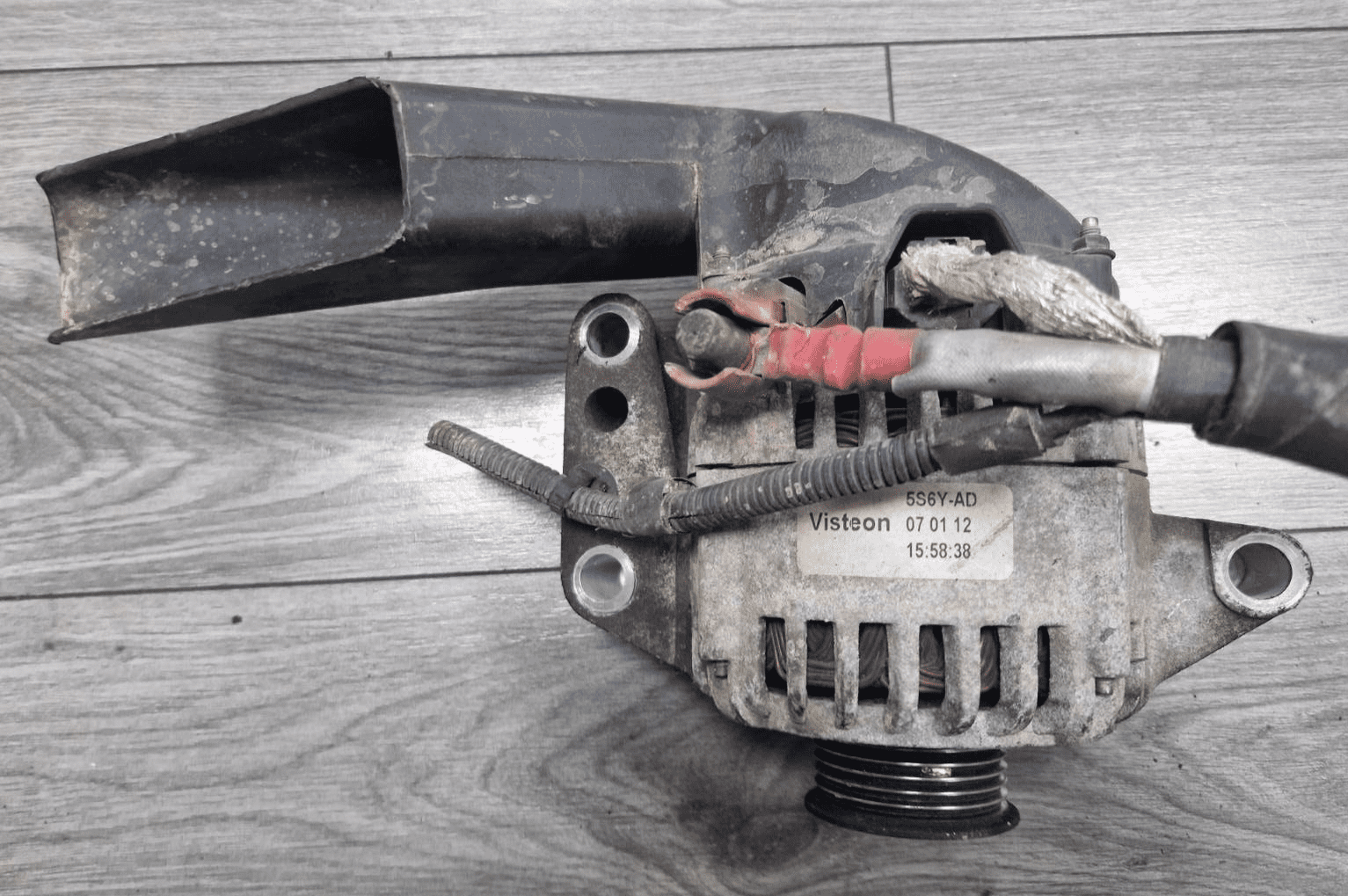 FORD FIESTA MK6 ST / ST150 2 0 PETROL ALTERNATOR 5S6Y-10300-AD 2005 - 2008