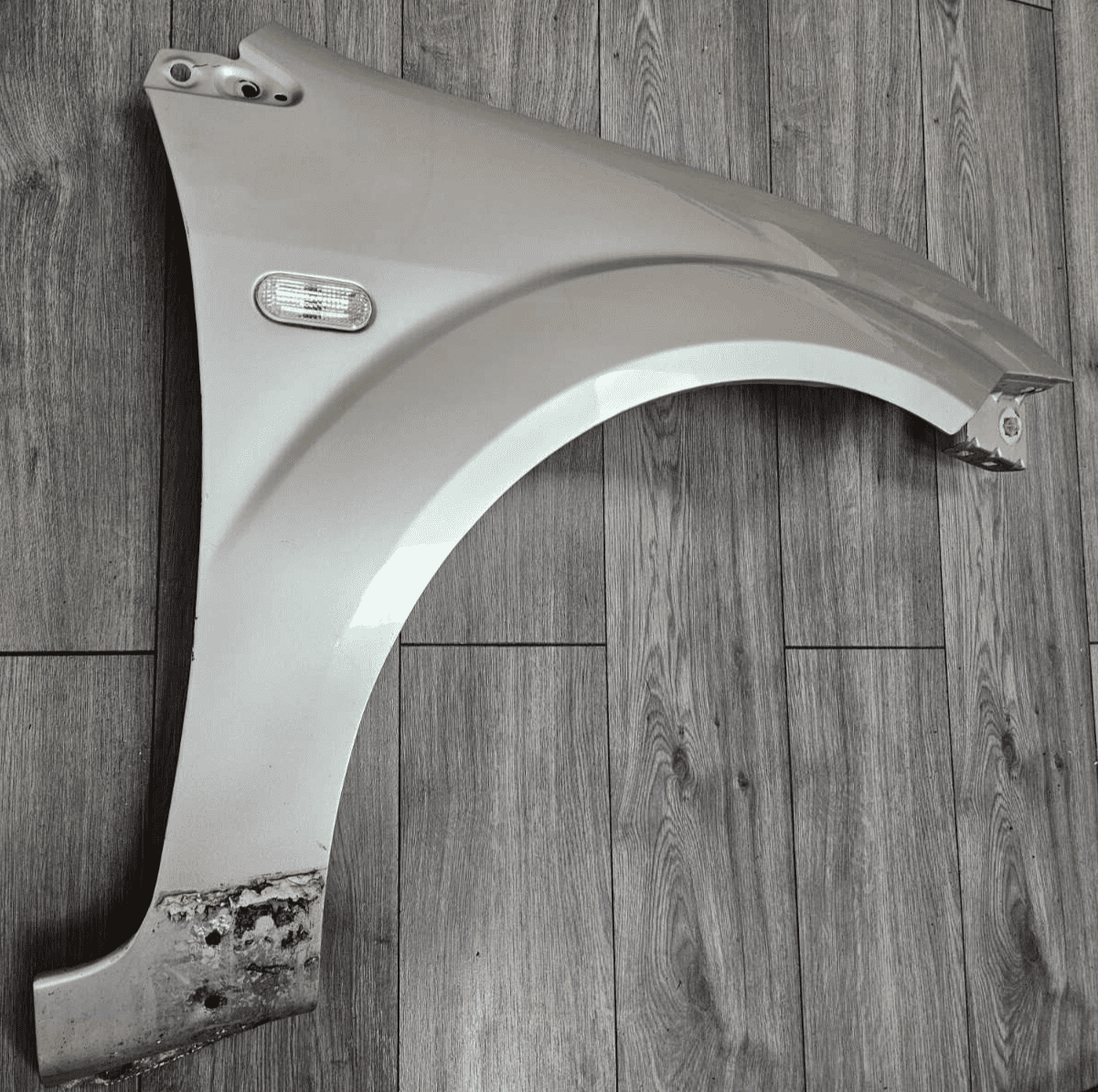 FORD FIESTA MK6 ST / ST150 MOONDUST SILVER DRIVER SIDE RIGHT WING 2005-2008