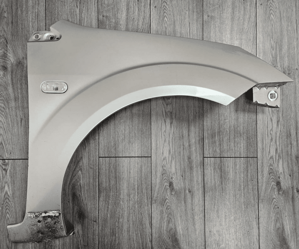 FORD FIESTA MK6 ST / ST150 MOONDUST SILVER DRIVER SIDE RIGHT WING 2005-2008