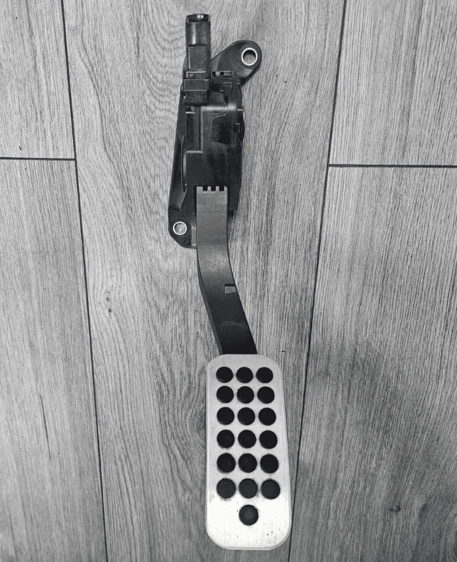 FORD FIESTA MK7 1 25 1 4 1 6 MANUAL ACCELERATOR THROTTLE PEDAL 2008 - 2012