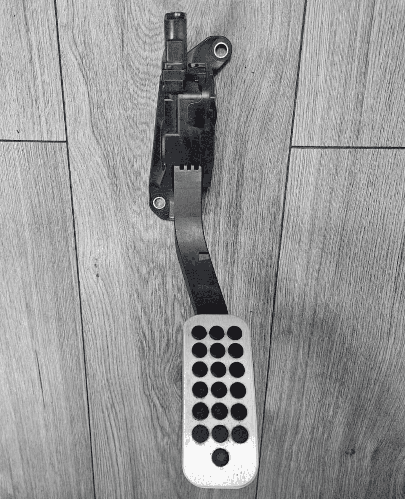 FORD FIESTA MK7 1 25 1 4 1 6 MANUAL ACCELERATOR THROTTLE PEDAL 2008 - 2012