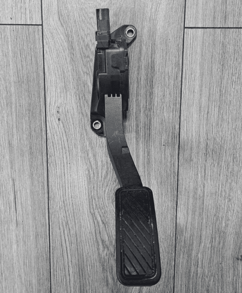 FORD FIESTA MK7 1 4 PETROL AUTOMATIC AUTO THROTTLE ACCELERATOR PEDAL ...