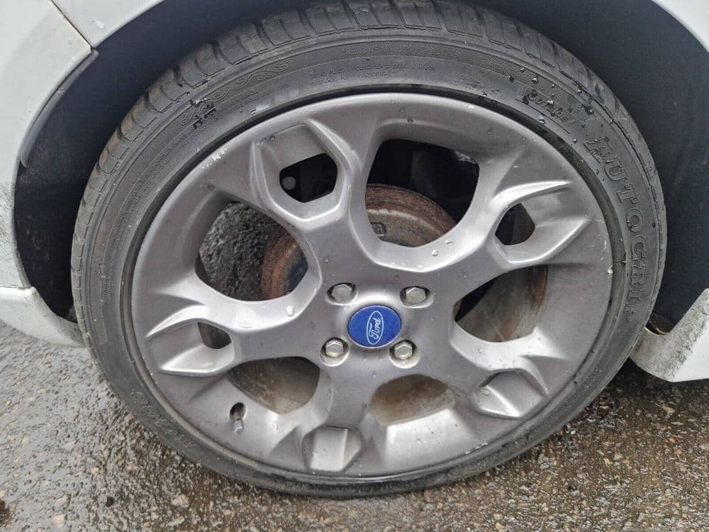 FORD FIESTA MK7 17" 5 SPOKE ALLOY WHEEL SNOWFLAKE GREY 205 40 17 2008-2018