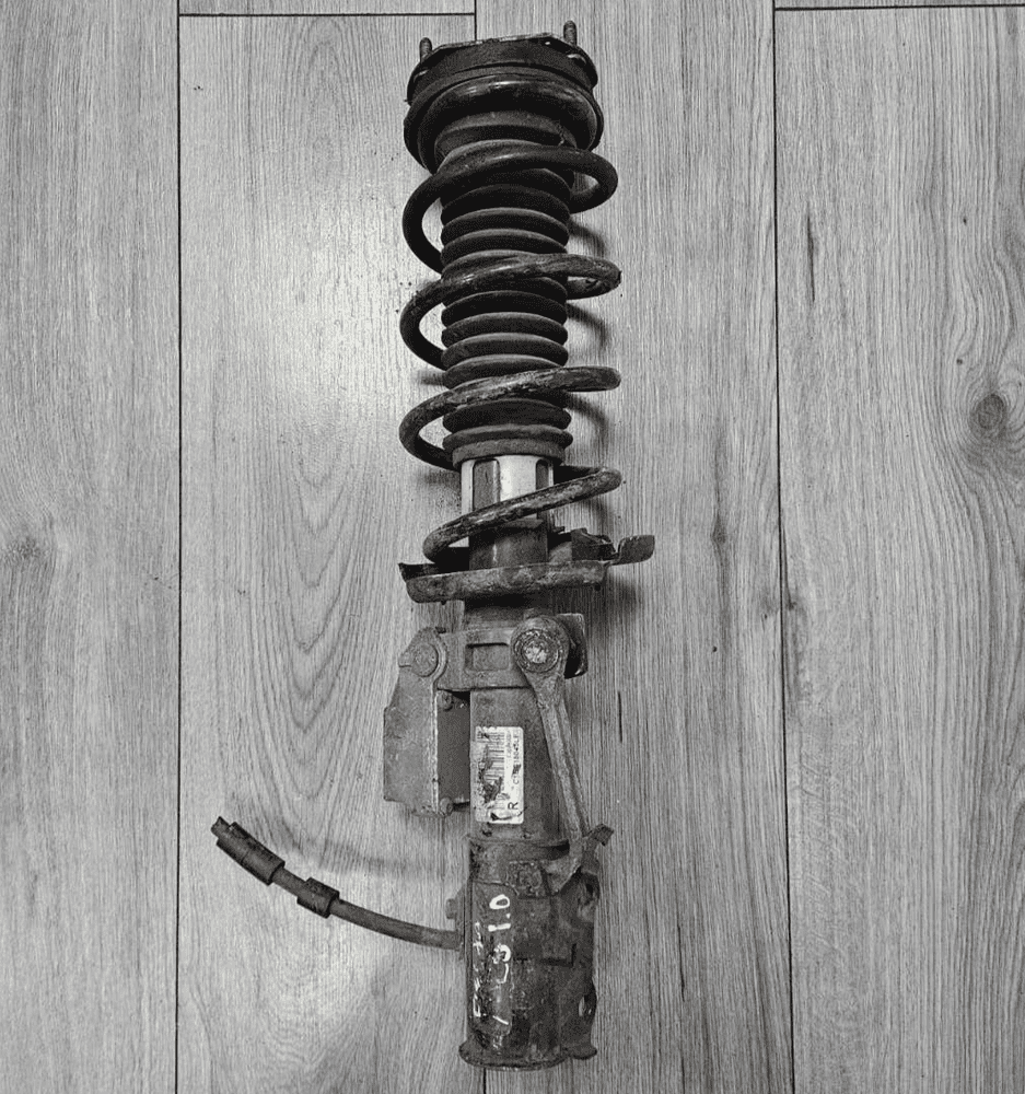 FORD FIESTA MK7 FRONT DRIVER RIGHT SUSPENSION LEG STRUT SPRING DIESEL ...