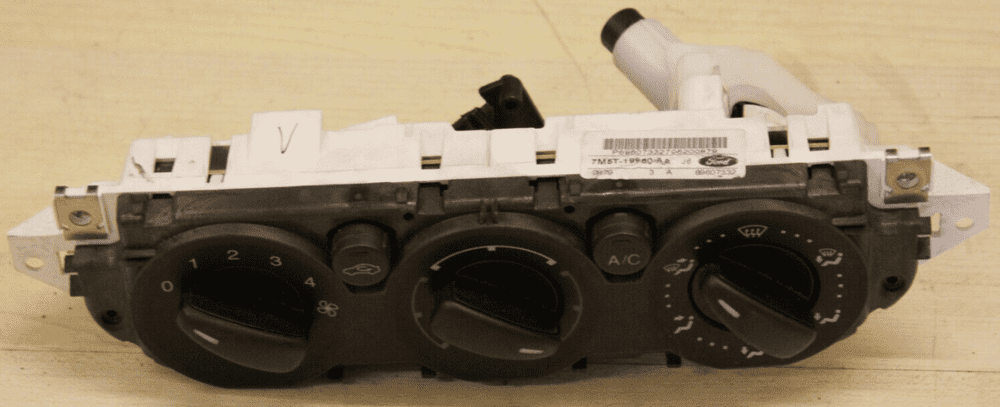 FORD FOCUS C-MAX KUGA CLIMATE HEATER CONTROL BUTTONS SWITCH AIR CON ...