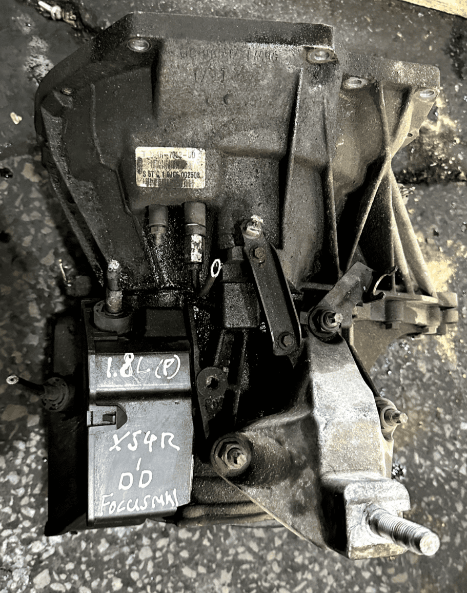 FORD FOCUS MK1 1 8 PETROL 16V 5 SPEED MANUAL GEARBOX XS4R-7002-BD 1998 - 2005