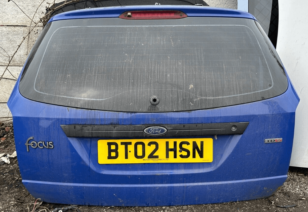 FORD FOCUS MK1 ESTATE TAILGATE BOOT TRUNK LID BACK DOOR BLUE 1998 - 2005