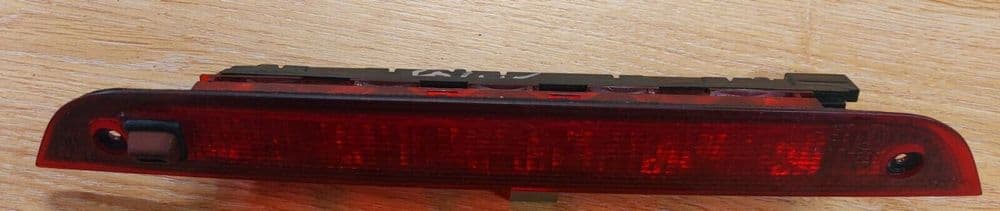 FORD FOCUS MK1 REAR HIGH THIRD BRAKE LIGHT 1998-2005