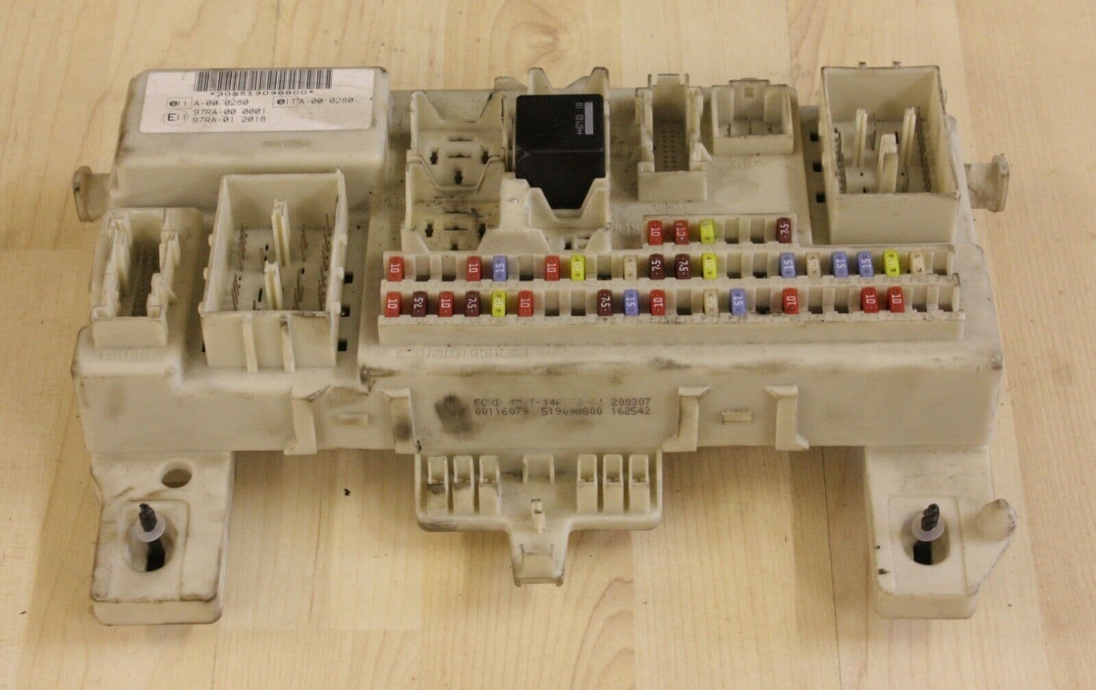 FORD FOCUS MK2 / C-MAX BODY CONTROL MODULE FUSE BOX BCM 4M5T-14A073-BJ ...