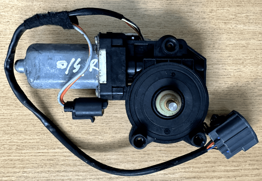 FORD FOCUS MK2 CC CONVERTIBLE DRIVER RIGHT BACK REAR WINDOW MOTOR 2006 ...