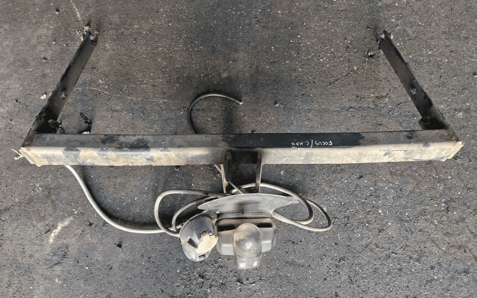 FORD FOCUS MK2 HATCHBACK TOWBAR TOW BAR WITH ELECTRIC PLUG 2005 - 2011