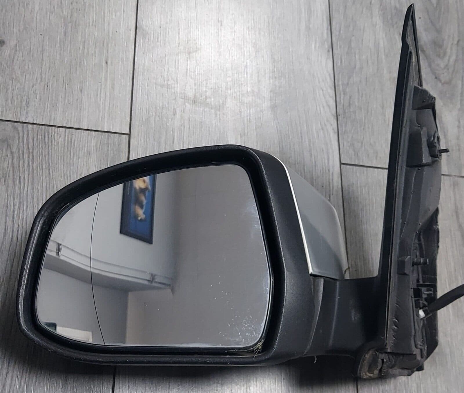 FORD FOCUS MK2 PASSENGER SIDE WING MIRROR & INDICATOR SILVER 2008-2011