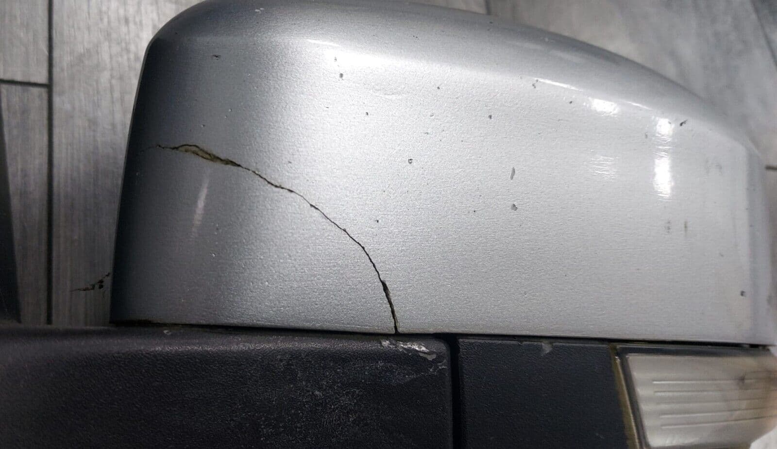 FORD FOCUS MK2 PASSENGER SIDE WING MIRROR & INDICATOR SILVER 2008-2011