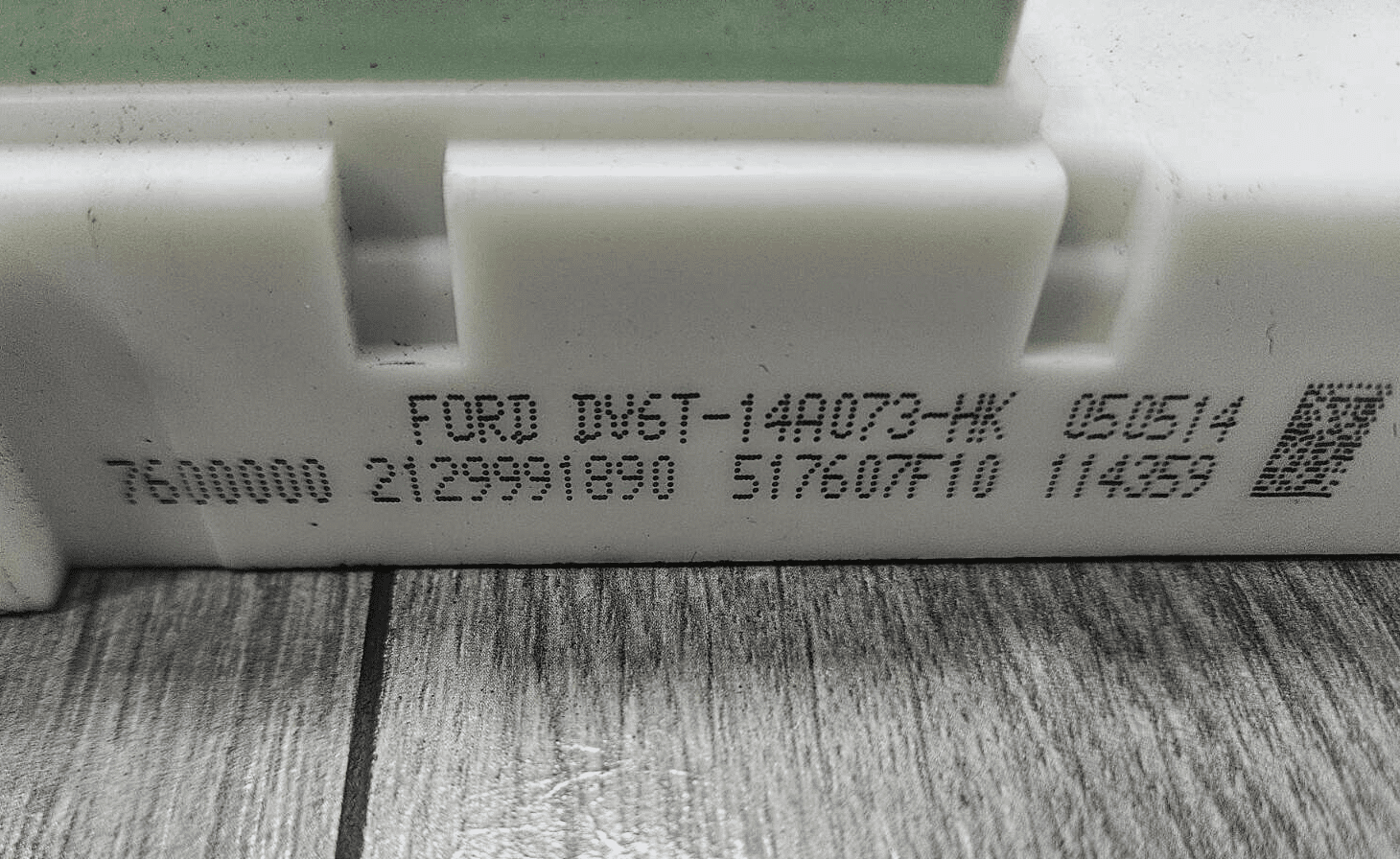 FORD FOCUS MK3 C-MAX BODY CONTROL MODULE BCM FUSE BOX DV6T-14A073-HK ...