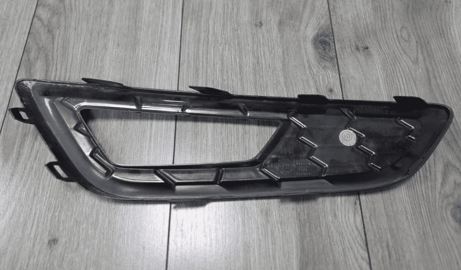 FORD FOCUS MK3 ST-LINE PASSENGER FOG LIGHT SURROUND F1EJ-15A299-A1 2015 ...