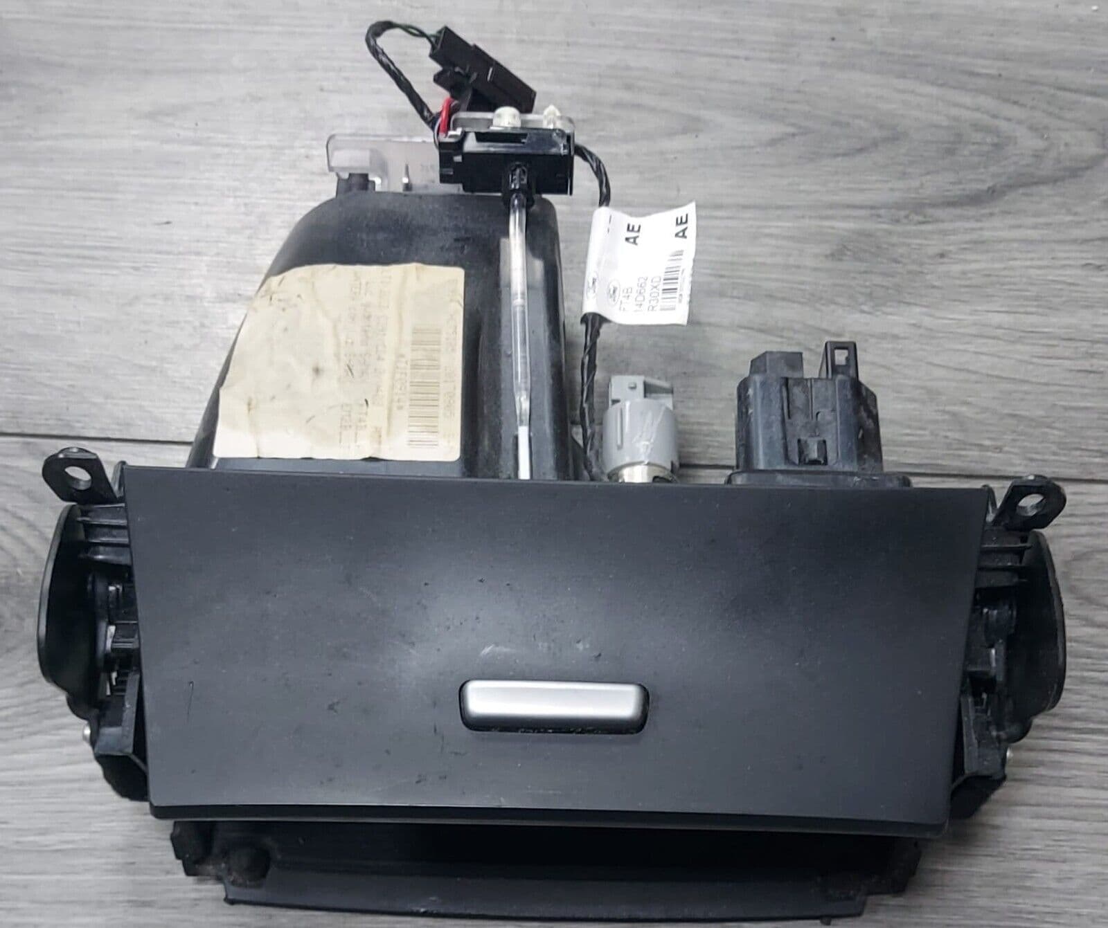 FORD GALAXY S-MAX FRONT CENTRE CONSOLE ASHTRAY EM2B-R044C16-BW 2015 - 2020