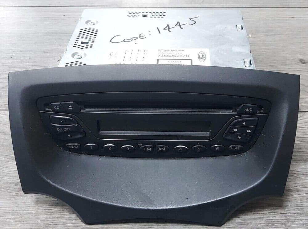 FORD KA MK2 HEAD UNIT RADIO STEREO CD PLAYER 7355262370 WITH CODE 2009-2016