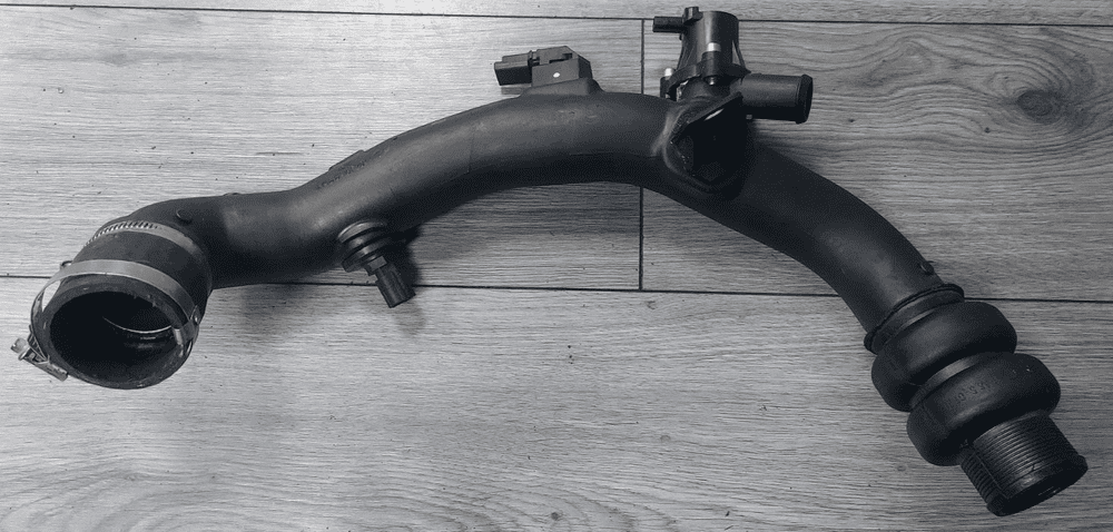 FORD KUGA MK2 1 5 PETROL ECOBOOST AIR INTAKE PIPE F1F1-6C646-AG 2015 - 2019