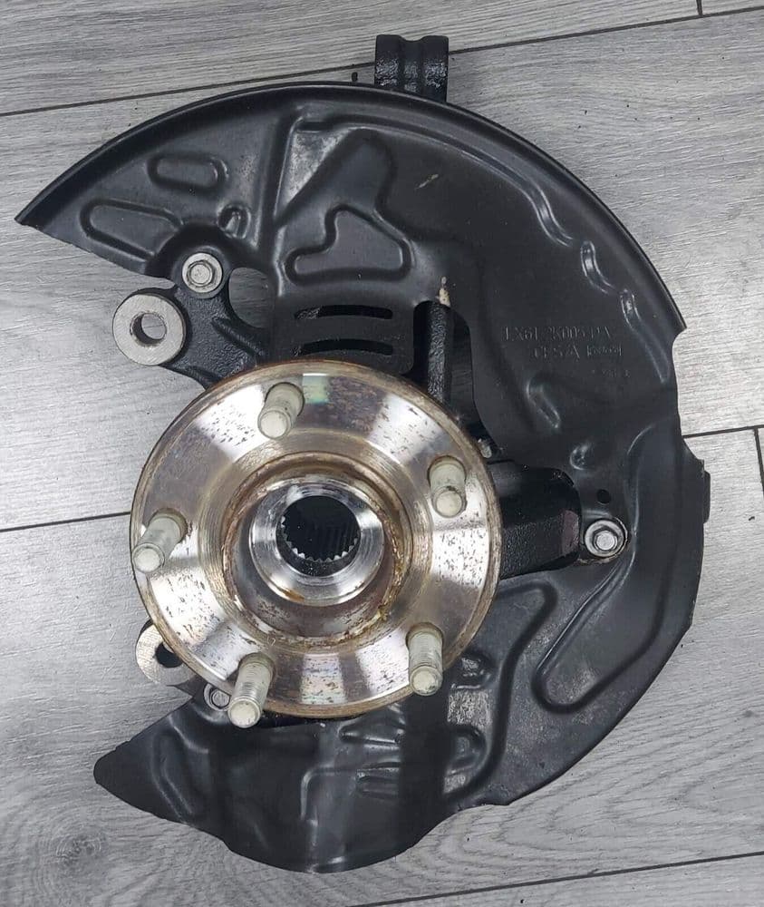 FORD KUGA MK3 N/S/F FRONT PASSENGER LEFT WHEEL HUB LX6C-3K171-A1A 2020-2025
