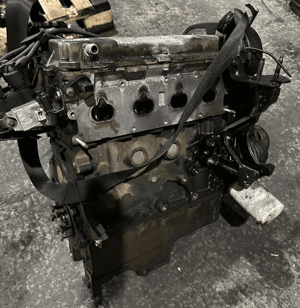 FORD MONDEO MK1 MK2 2 0 PETROL 16V SILVER TOP ENGINE NGA 1993 - 1998