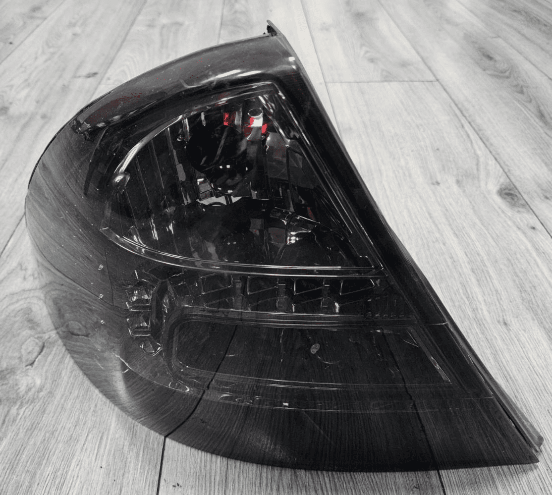 FORD MONDEO MK3 HATCHBACK / SALOON BLACK SMOKE TINTED TAIL LIGHT 2001 ...