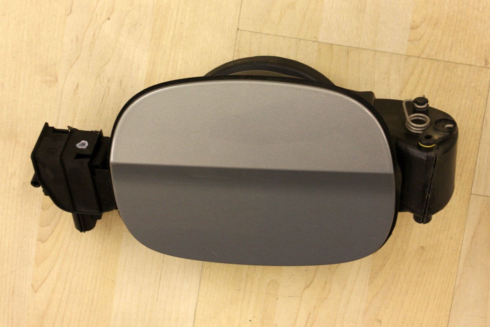 FORD MONDEO MK4 FUEL PETROL DIESEL CAP FLAP THUNDER GREY WITH MOTOR ...