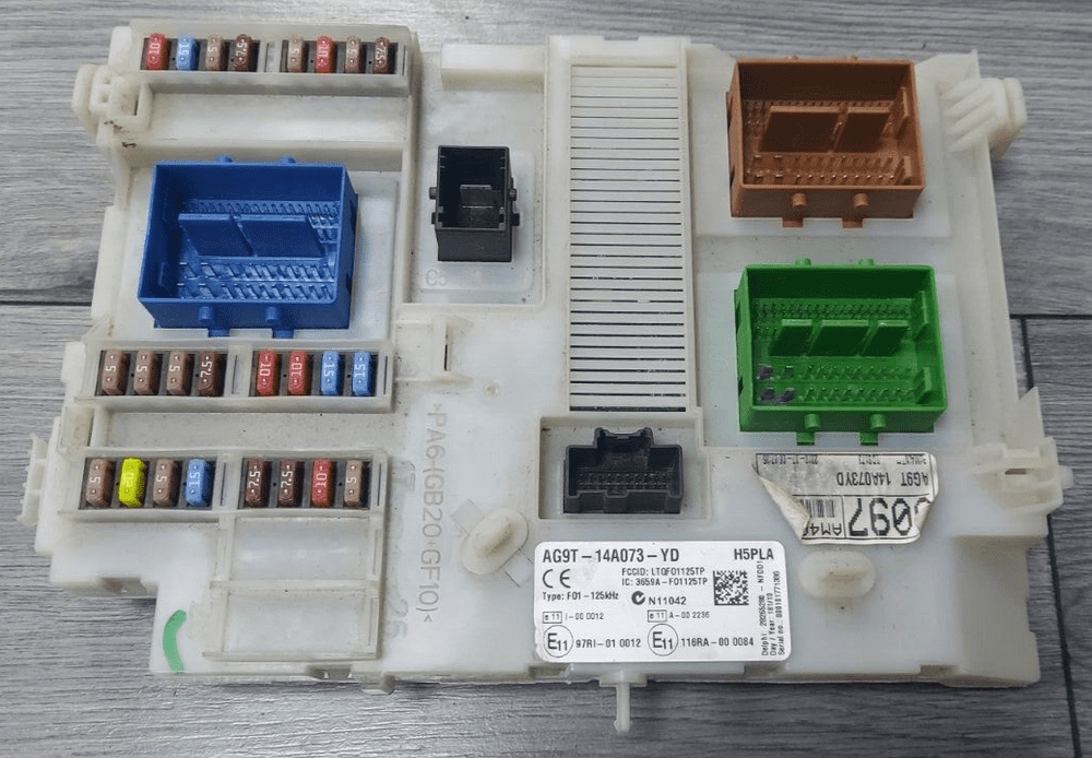 FORD MONDEO MK4 / S-MAX 2 2 TDCi BODY CONTROL MODULE FUSE BOX BCM AG9T ...