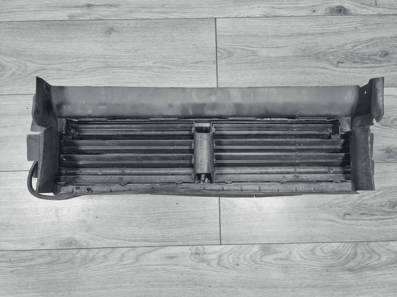 FORD MONDEO MK4 / S-MAX ACTIVE SHUTTER GRILL & MOTOR COMPLETE 2010 - 2014