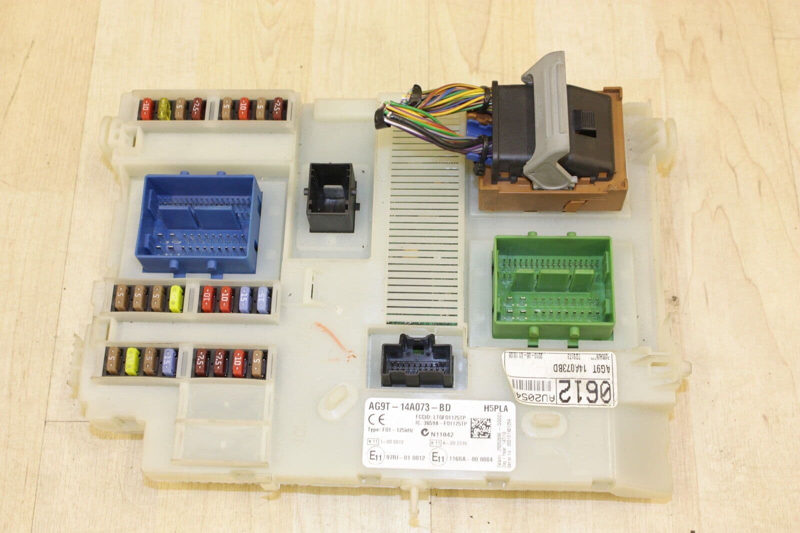 FORD MONDEO MK4 S-MAX TDCi BODY CONTROL MODULE FUSE BOX BCM AG9T-14A073 ...