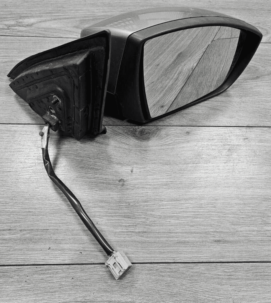 FORD S-MAX DRIVER RIGHT WING MIRROR PUDDLE LIGHT HYPNOTIC SILVER 2010-2014