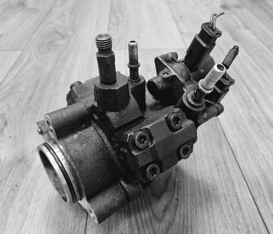 FORD TRANSIT MK7 / CUSTOM 2 2 TDCi FWD INJECTION FUEL PUMP 2012 - 2018